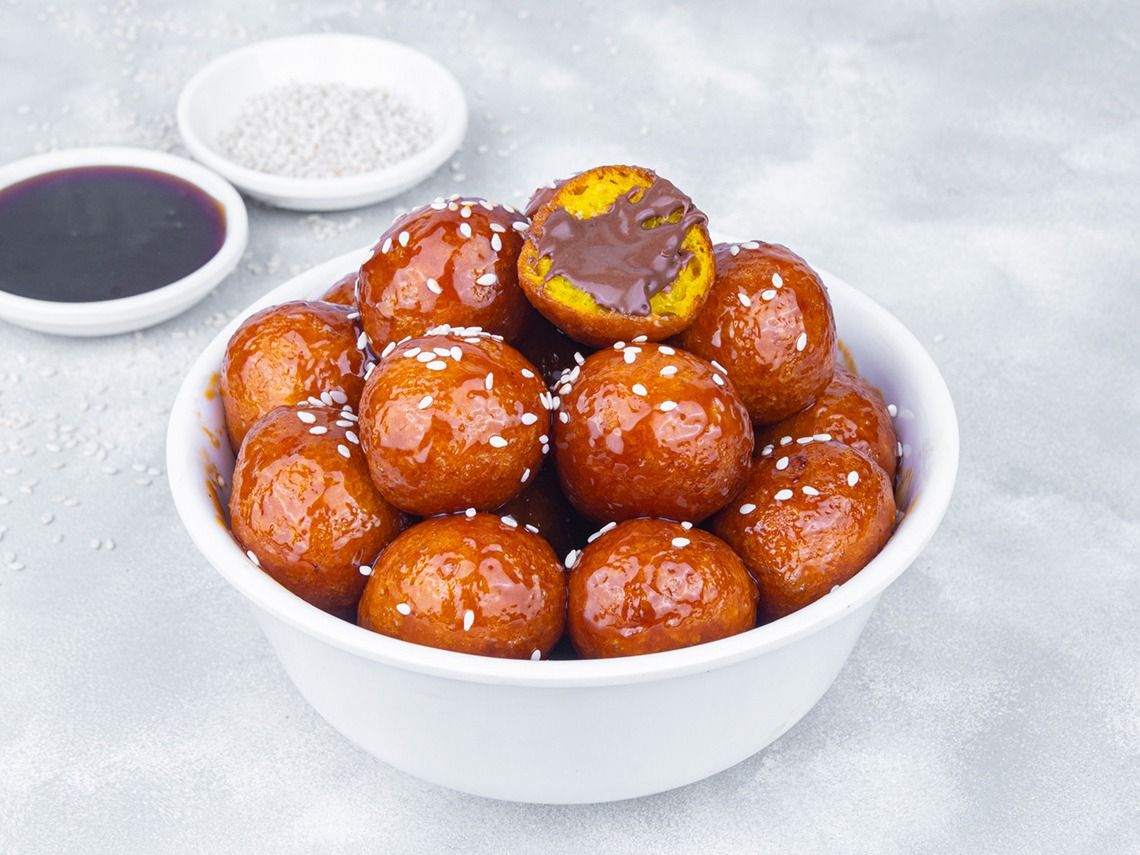 Lgaimat And Chebab delivery service in UAE | Talabat