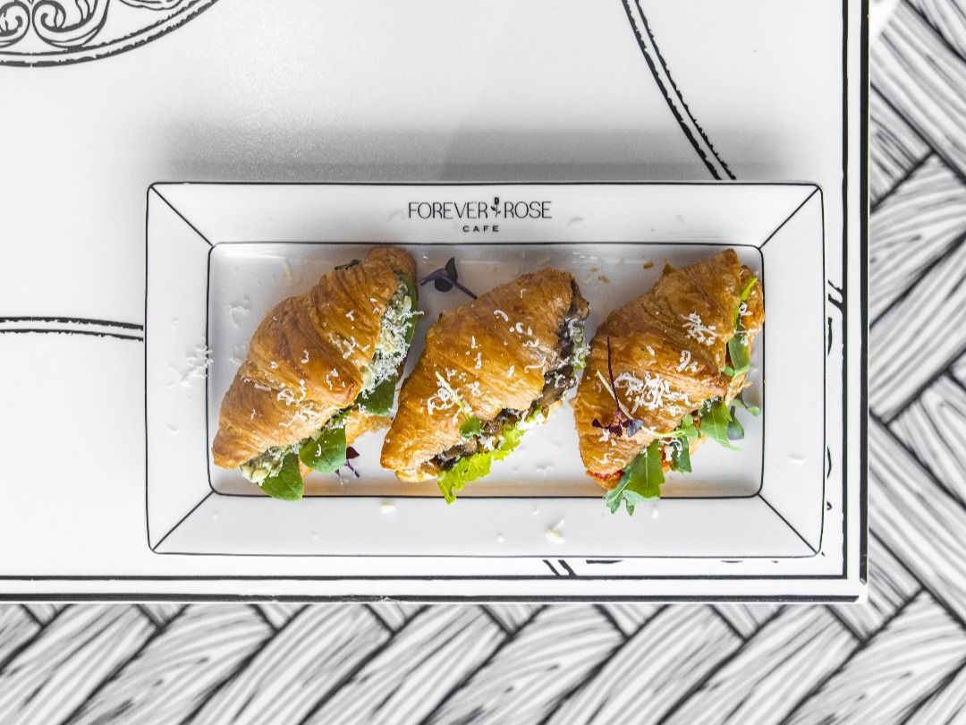 FOREVER ROSE CAFE delivery service in UAE | Talabat