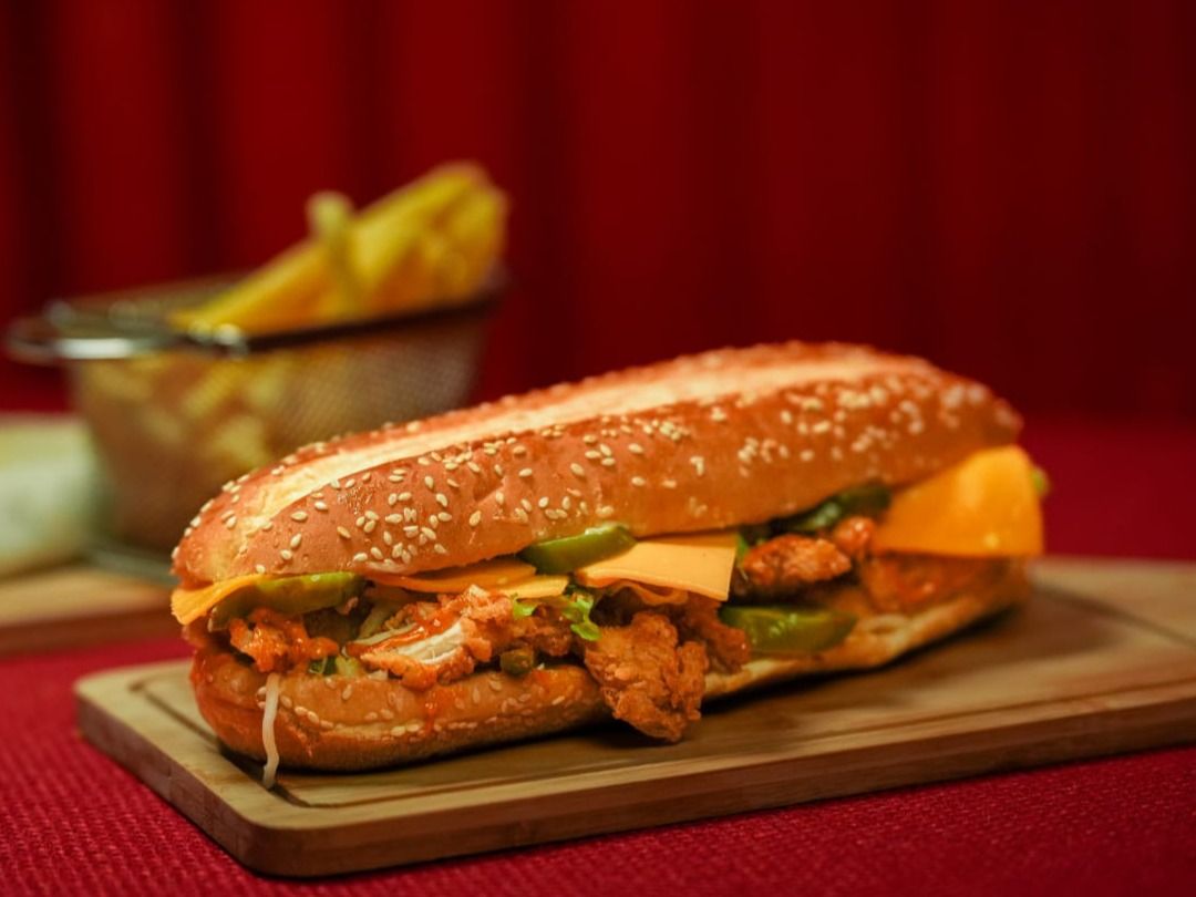 SAUDI BROAST delivery service in UAE | Talabat