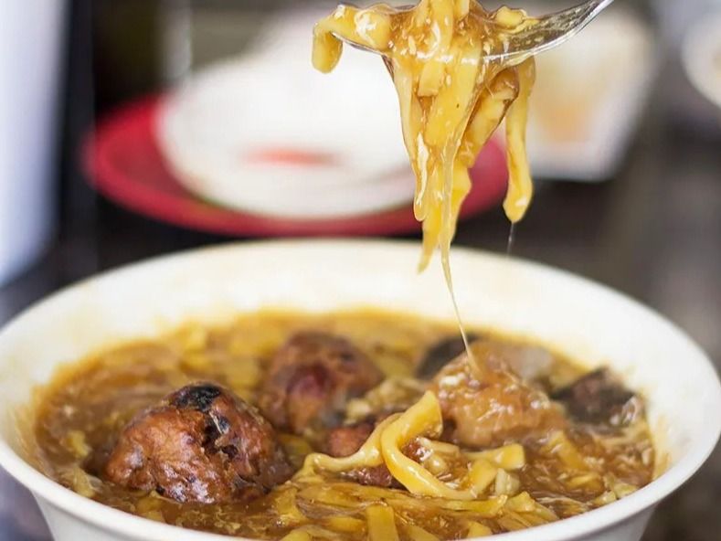 Bos Geo Pares delivery service in Qatar | Talabat