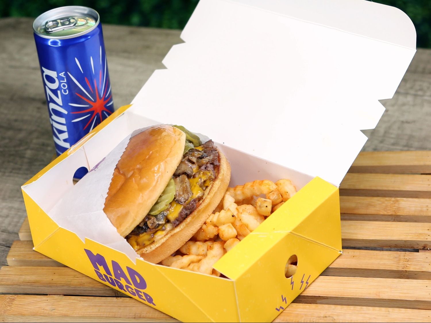 Mad Burger delivery service in Jordan | Talabat