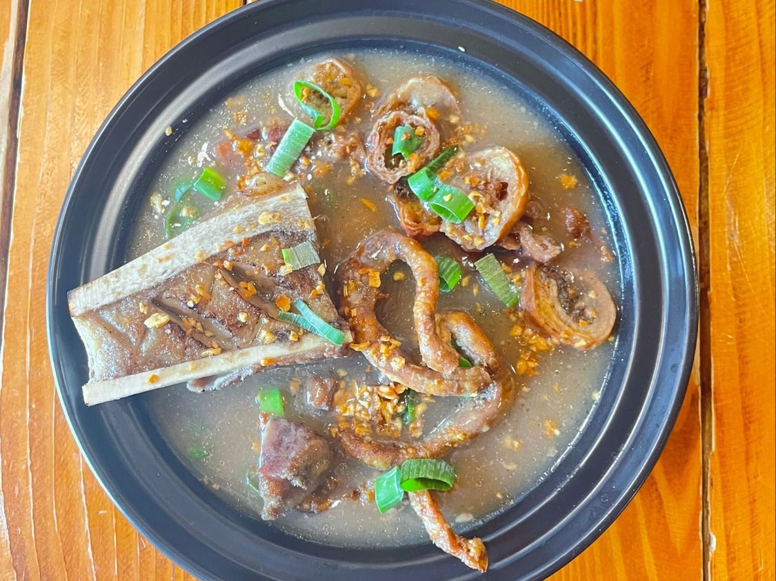 Bos Geo Pares delivery service in Qatar | Talabat