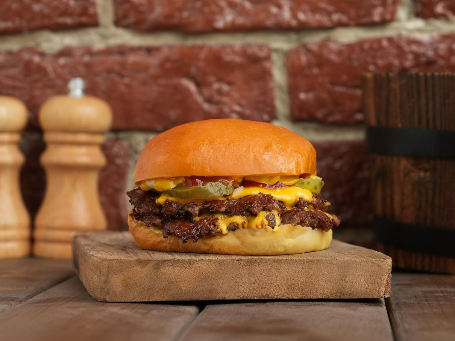 Humbush Burger delivery service in Kuwait | Talabat