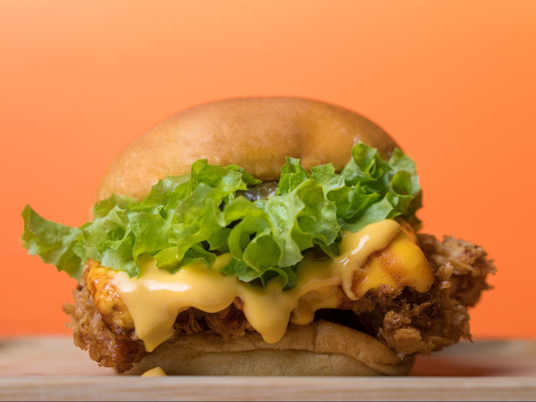 chicken & buns delivery service in Oman | Talabat