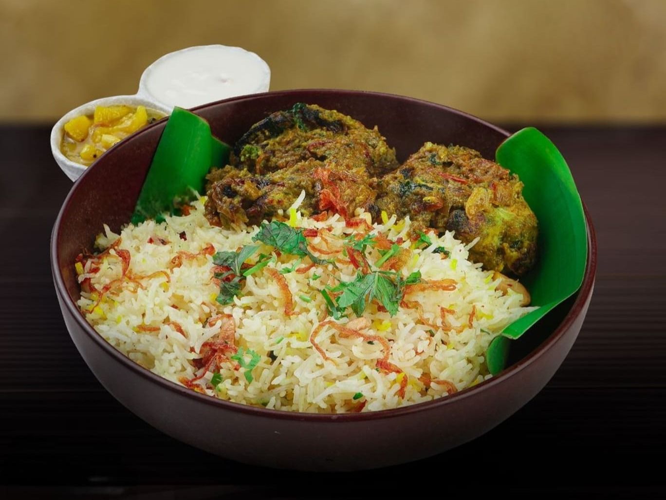 MRA Bakery Sweets & Restaurant delivery service in Qatar | Talabat