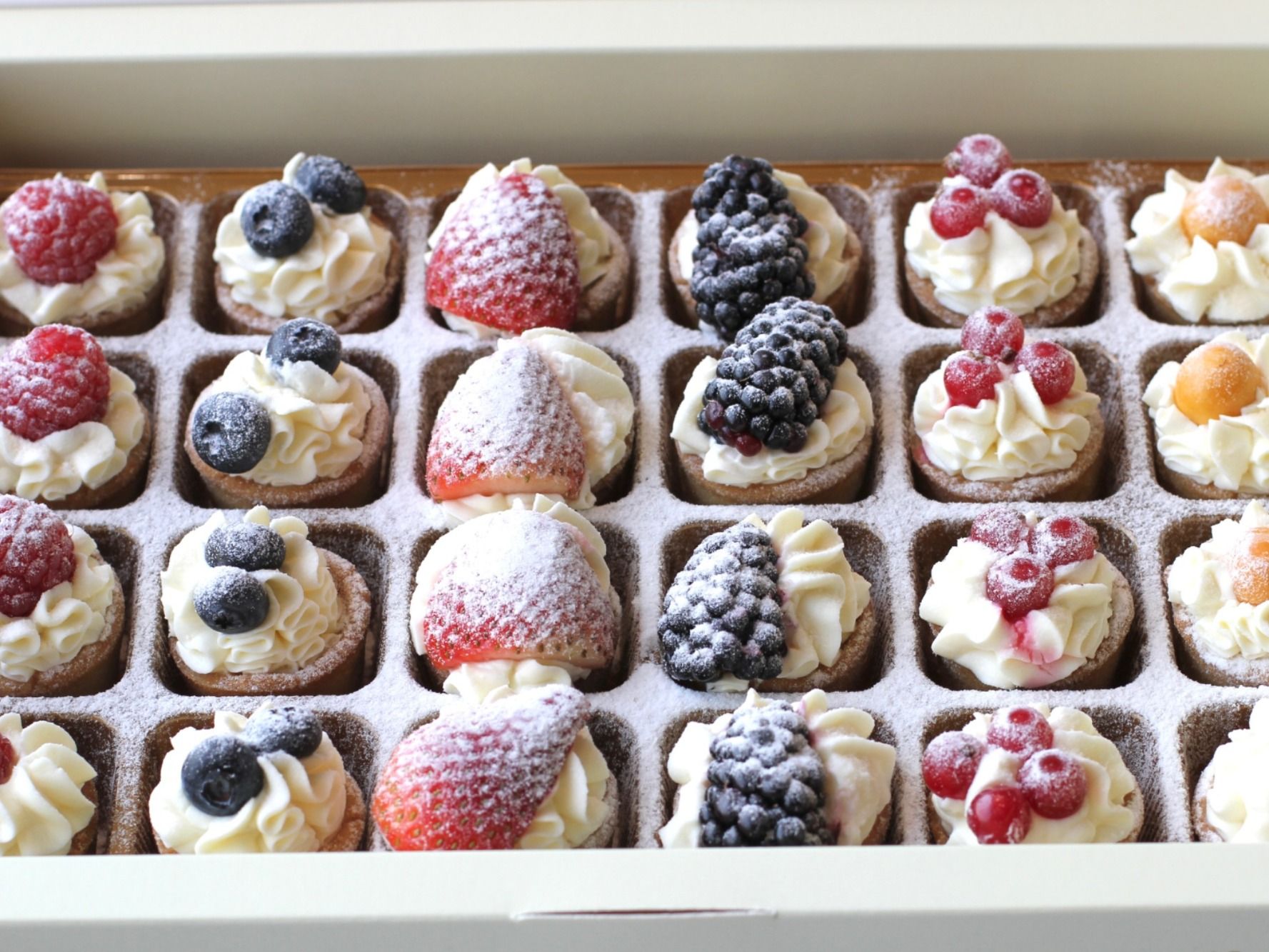 Catharei bakery and Sweets delivery service in Qatar | Talabat