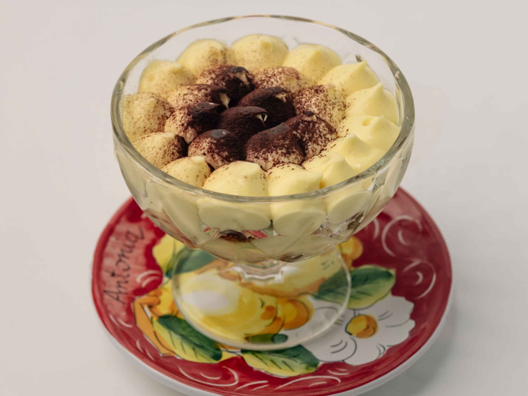 Antonia Chic delivery service in UAE | Talabat