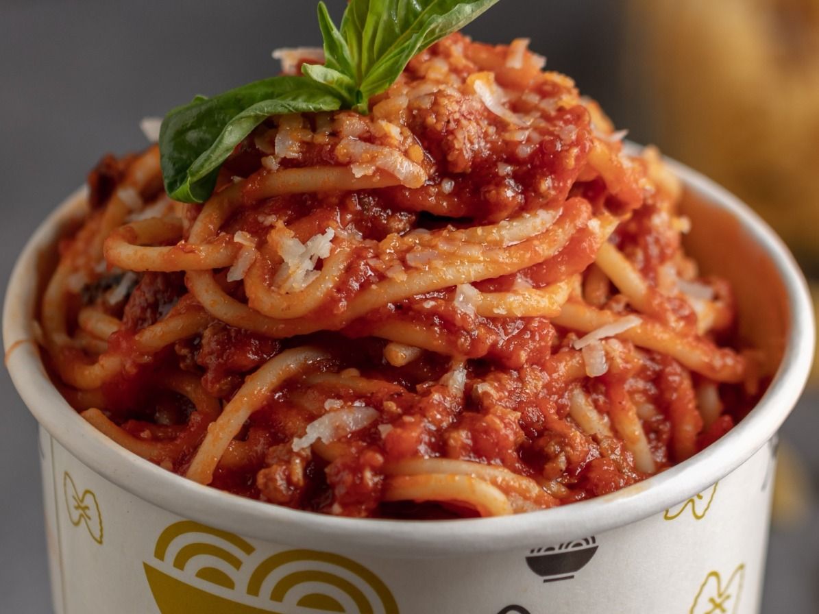 La Pasta & Pizzeria delivery service in Qatar | Talabat