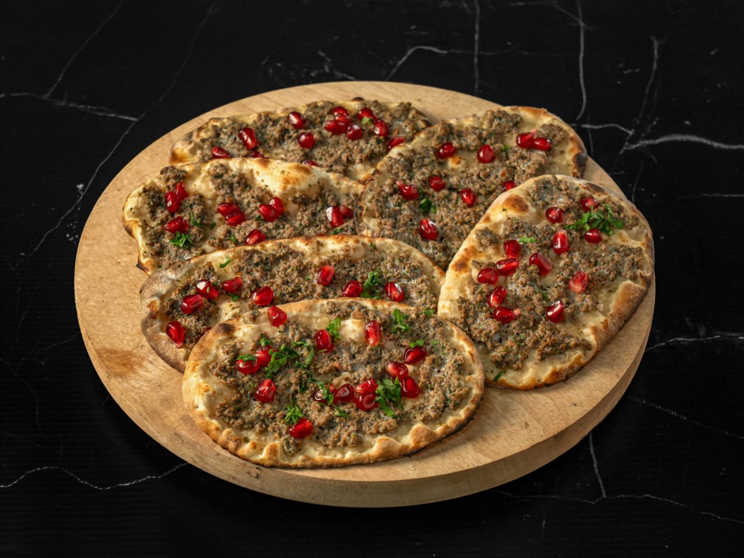 Manakeesh Baladna delivery service in UAE | Talabat