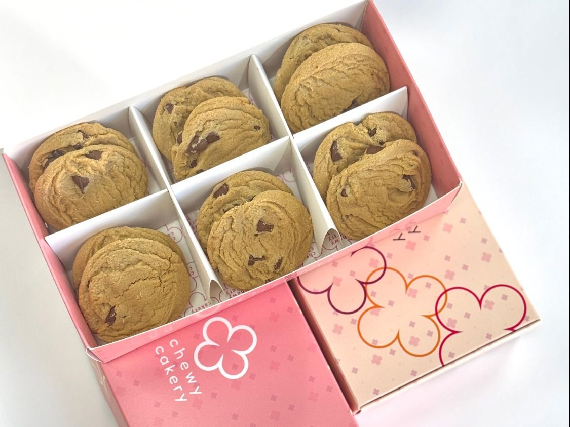 Chewy Cakery delivery service in Qatar | Talabat