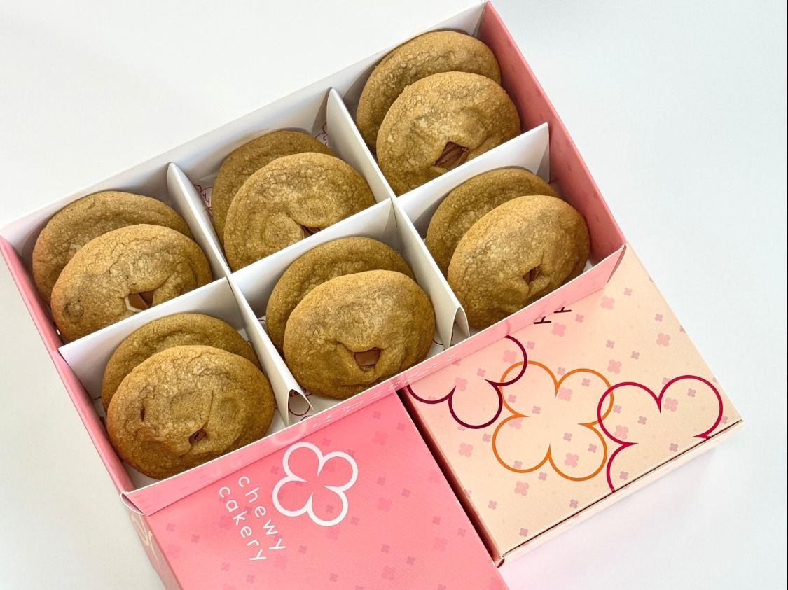 Chewy Cakery delivery service in Qatar | Talabat