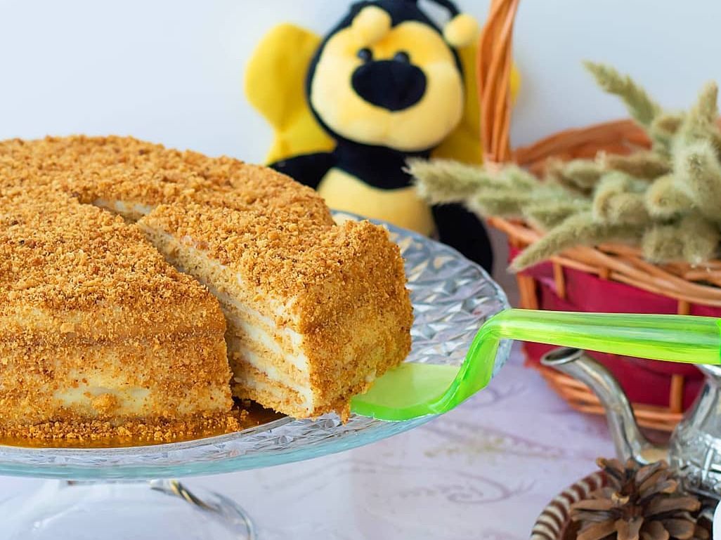 Elena Cakes & Sweets delivery service in Egypt | Talabat