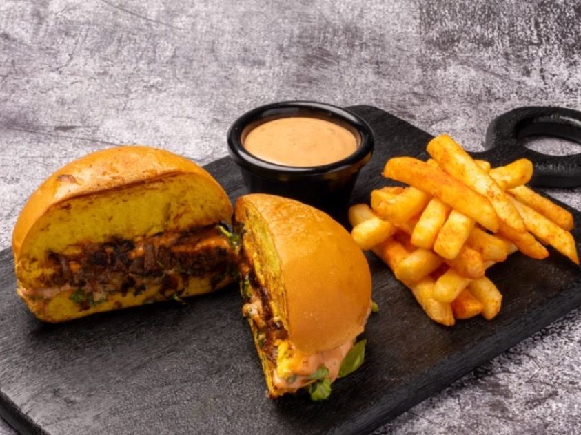 Done! BURGER delivery service in Oman | Talabat