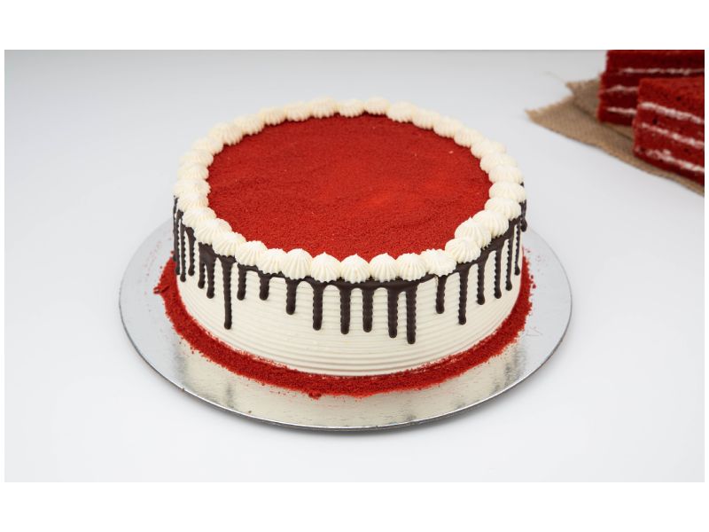 Cake studio delivery in Muscat, Salalah and many other cities | Cake ...